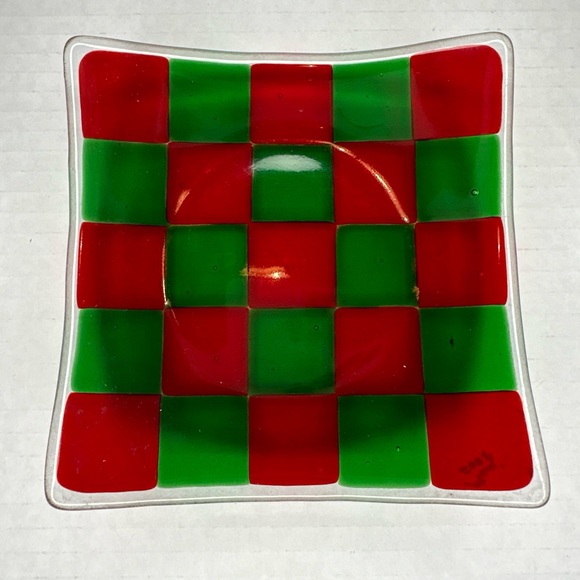 unbranded | Art | Fused Glass Redgreen Square Dishsigned By Artist ...